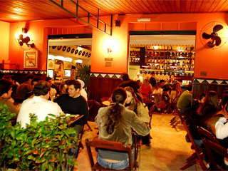 Zé Bonito lança carta de cervejas especiais