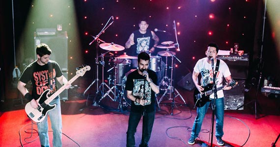 Banda Monodrive anima a noite do B Music Bar com muito Pop e Rock