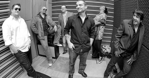 Quarta-feira é dia de curtir a Banda B12 no The Orleans com os ...