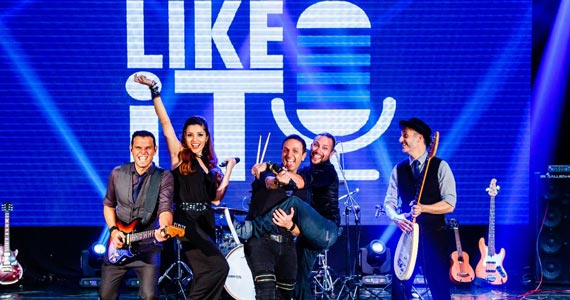 Banda Like It comanda a noite com pop mix no North Beer