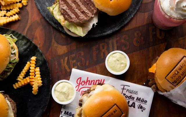 Dia das Mães no Johnny Rockets Grand Plaza