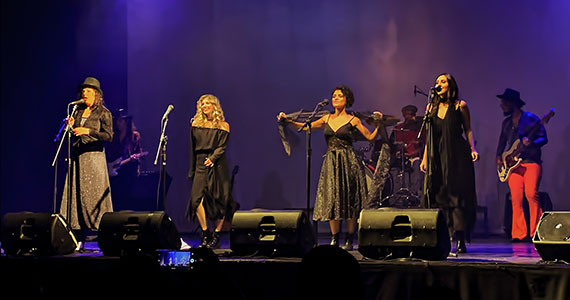 Teatro UMC recebe show Fleetwood Rumours Brasil