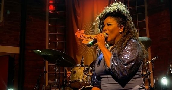 Vanessa Jackson dia 15 de abril no Bourbon Street