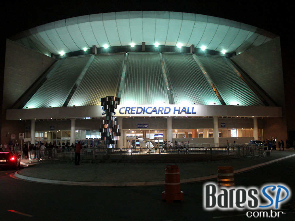 Grupo Revelação voltou aos palcos do Credicard Hall para comemorar ...