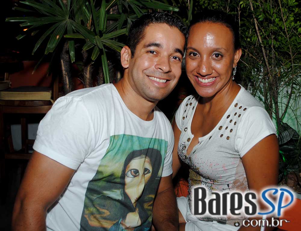 Akbar Lounge & Disco apresentou a Noite da Bermuda no dia 25/01/2014