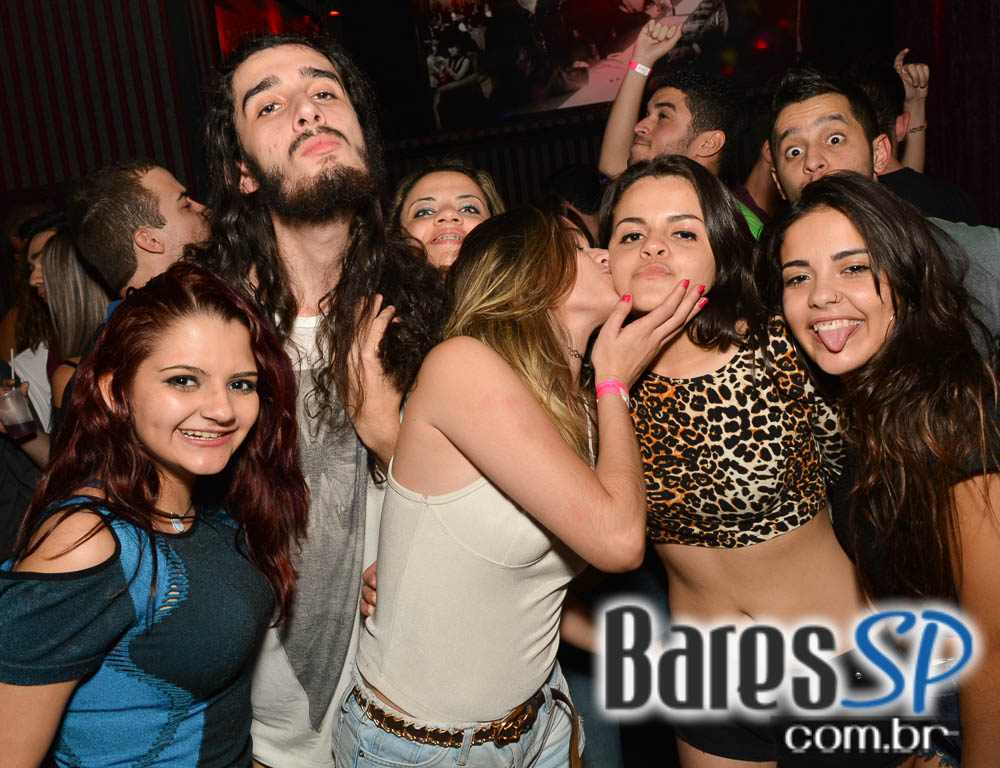 Mono Club recebeu a festa We Love Open Bar que animou o sábado no dia ...