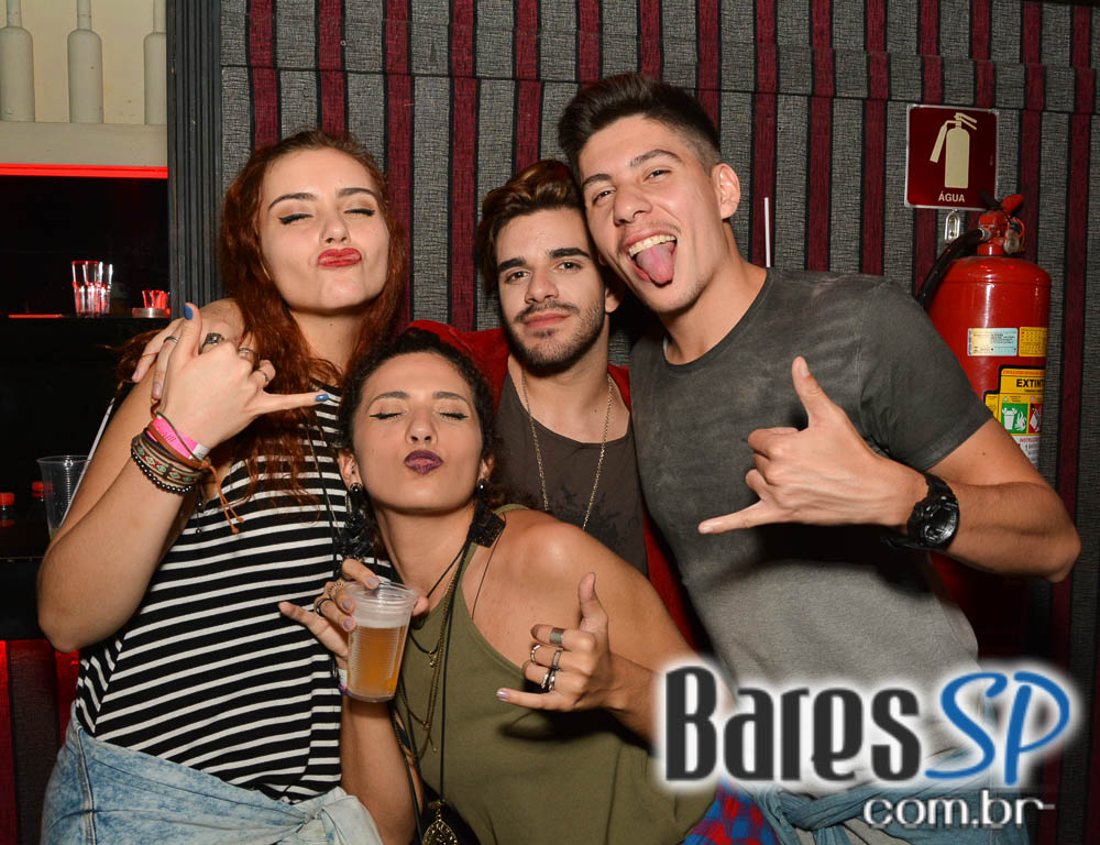 Mono Club recebeu a festa We Love Open Bar que animou o sábado no dia ...