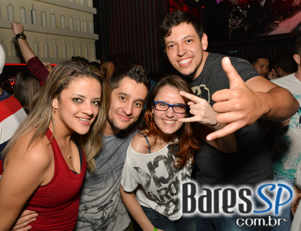 Mono Club recebeu a festa We Love Open Bar que animou o sábado no dia ...